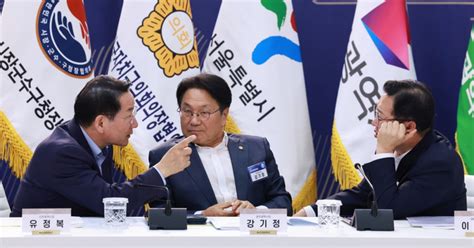 “초등생 학부모 10시출근제 확대”…저출생 대책 제안한 지자체장