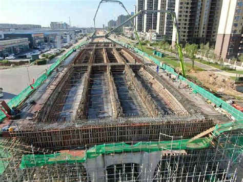 湖南建投四建集团有限公司 综合新闻 【建工有我 我必建功】岳阳分公司：联港路项目建设取得阶段性进展