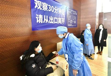 上海冷链、隔离点重点人群集中接种新冠疫苗澎湃号·政务澎湃新闻 The Paper