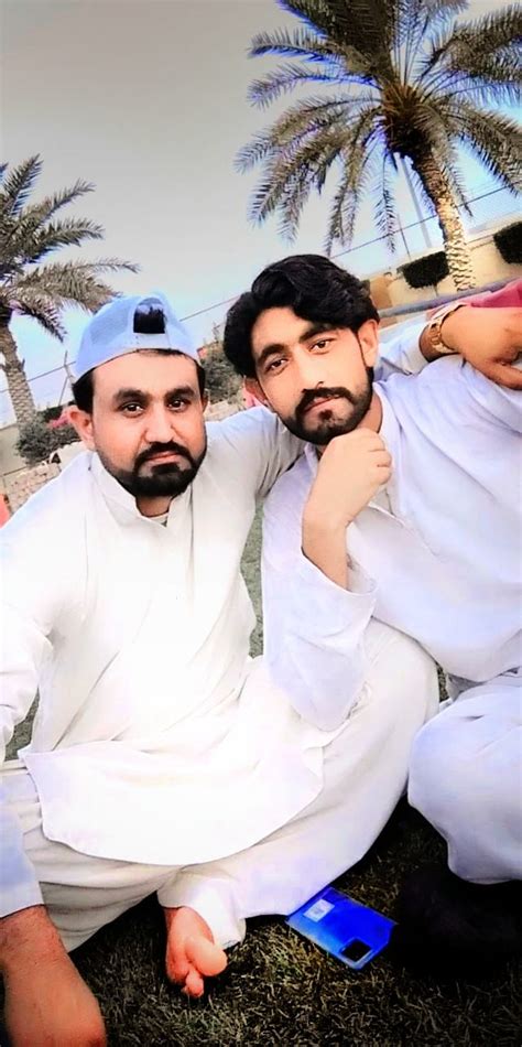 جوان سن ضعیفسن سن یه بو عکس سفاریشی عکس دی خوی قیزی دی ♥ پینار قیز نچه دانا لایکی وار ؟ ♥ ♥ ♥