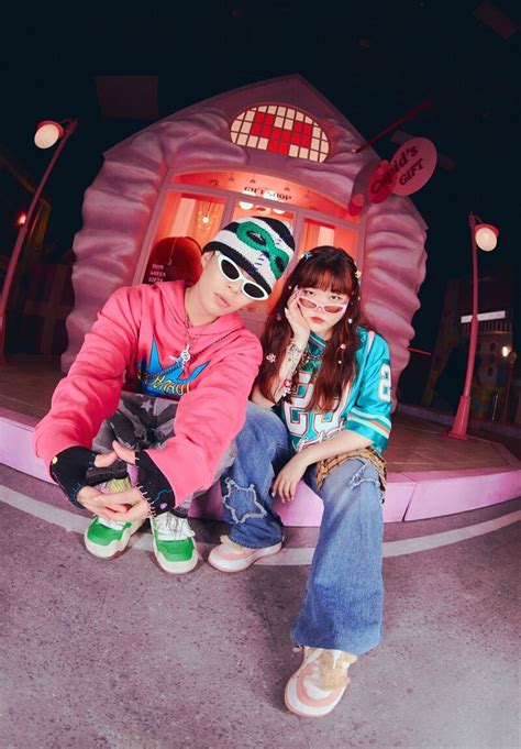 230821 Akmu Love Lee Mv Filming Site By Melon Kpopping