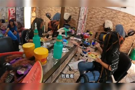 湖南妹子独自旅行非洲，体验编脏辫竟还用火烧，这价格也太非洲了 旅行 妹子 湖南