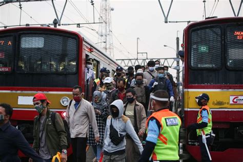 Foto Urai Kepadatan Penumpang Di Stasiun Bogor Jadwal Keberangkatan