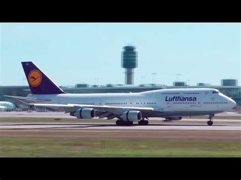Lufthansa Boeing Landing At Yvr Youtube