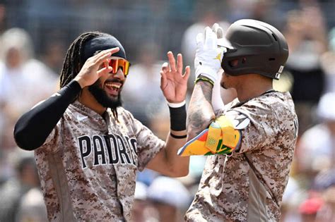 김하성 30·31도루 연속 성공 한국인 최초 Mlb 30도루 고지 정복