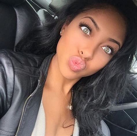 Pinterest Vanessagomes Black Girl Green Eyes Women With Green Eyes