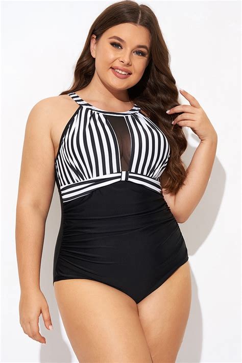 Maillot de bain une pièce froncé en maille à rayures et col haut Meet
