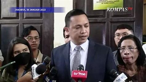 Status JC Tak Berpengaruh Pengacara Bharada E Meradang Soal Tuntutan Tahun LPSK Geleng