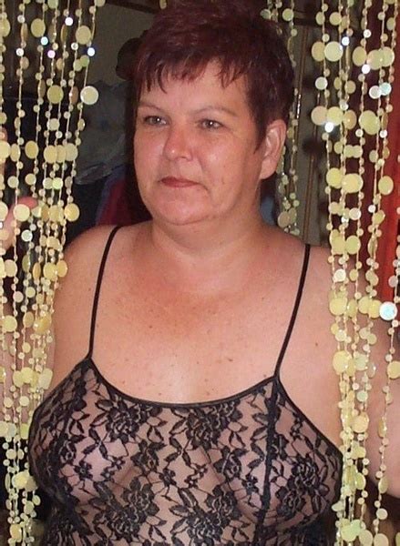 Katrien Model Profile