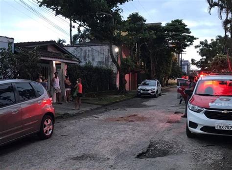 Ossada humana é encontrada no quintal de uma casa em Ubatuba