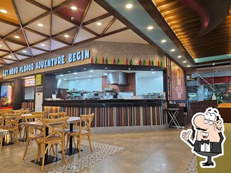 Shakeys Restaurant Guiguinto Restaurant Reviews