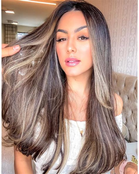 MariCarvalho Mechas platinadas inspirações e tutoriais que estão tudo