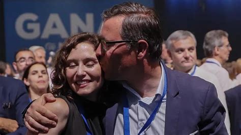 Ayuso Elige Como Senadores Por Madrid A Su Número 2 En El Pp Marimar