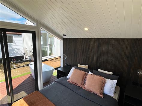 Kari Tiny House Flaunts Two-Trailer Design to Extend Living Space