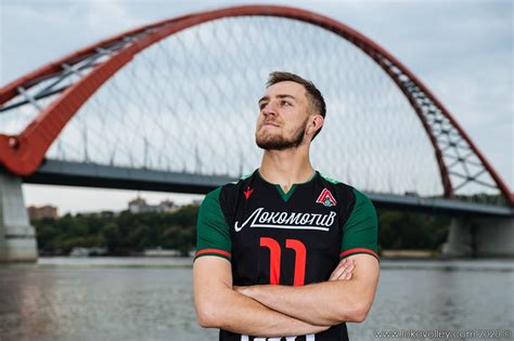 С днем рождения Денис