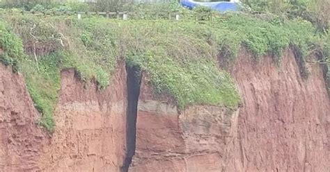 Popular Uk Beach Shut Down After Cliff Fall In Bank Holiday Weekend