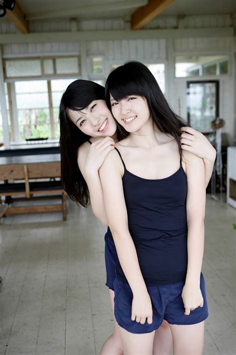 Nao Kanzaki And A Few Friends Airi Suzuki And Maimi Yajima Ys Web
