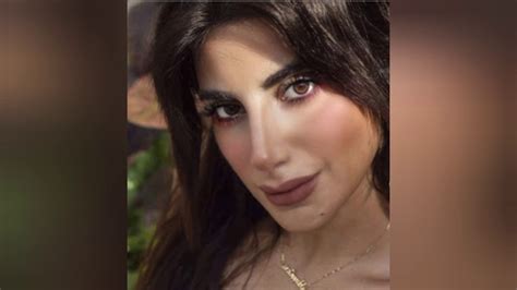 من هي جورجينا طواف صاحبة أجرأ إطلالة على سجادة الجونة الحمراء؟ Youtube