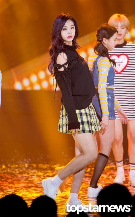 Hd포토 트와이스twice 쯔위 길쭉길쭉한 막내 네이트 연예