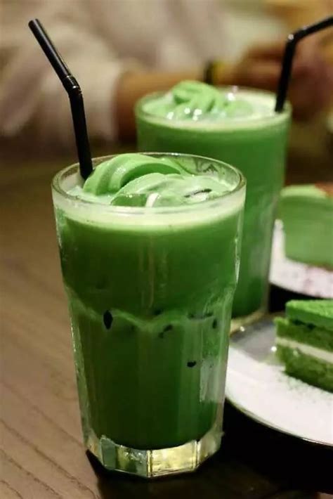拿铁加抹茶粉 抹茶拿铁的最佳比例 抹茶拿铁配比多少 大山谷图库