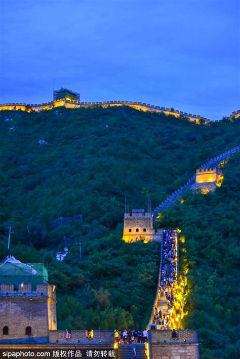 北京居庸关长城：开放夜场登城参观