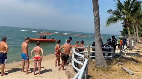 Russian Tourists Spot Foreigners Body Floating Off Pattaya Beach Thaiger