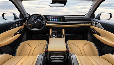 نگاهی به تجهیزات و قیمت پیکاپ چانگان هانتر پلاس