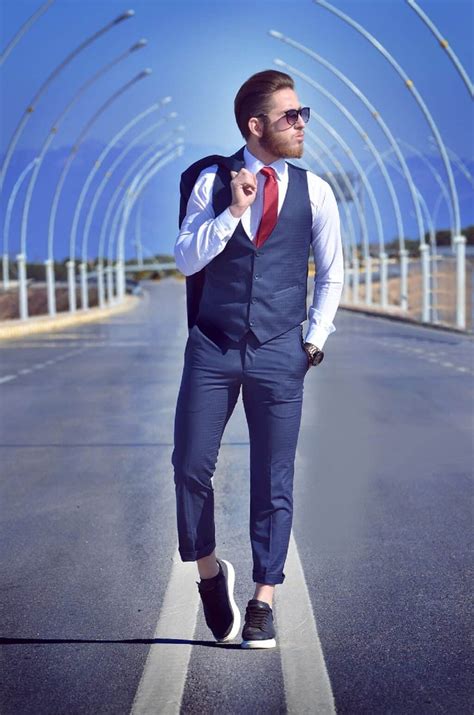 Trajes Modernos De Hombre