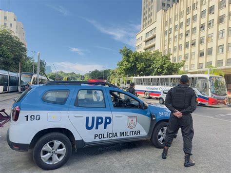 pmerj on Twitter Policiais da UPPProvidência reforçam a segurança