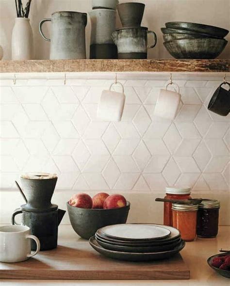 25 Captivating White Walls Ideas For Your Home
