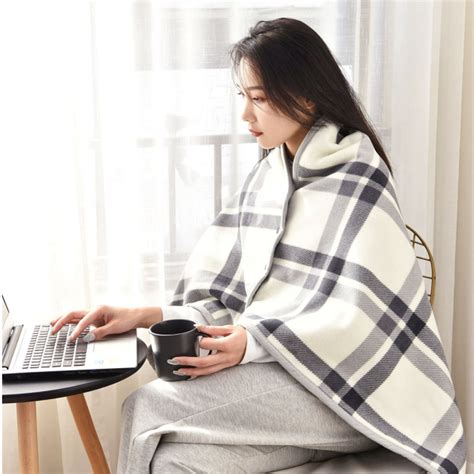 블랭킷 똑딱이단추 망토 담요 무릎 집순이 입는담요 홈플러스 택배배송