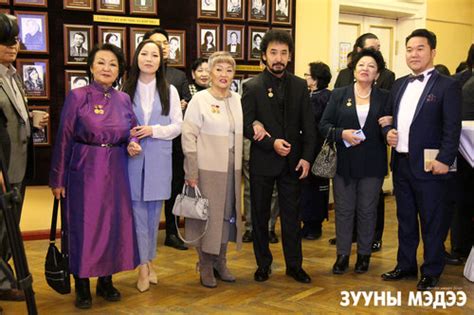 Фото Гоцлол дууны анги 70 нас хүрлээ