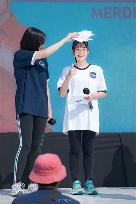 Pin Oleh Jkt48 Members Di Flora Shafiqa Riyadi Gadis Gadis Cantik