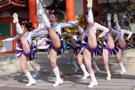 高画質写真で見る大学3校 高校1校のブルマ型アンスコのチア部