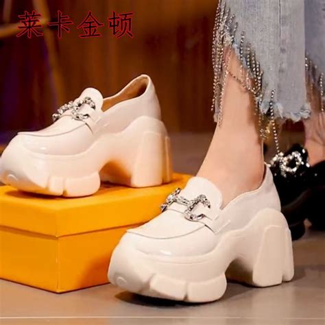 British Style Thick Soled Small Leather Shoes Women New Style Patent