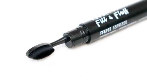 Nyx Professional Makeup Fill And Fluff Eyebrow Pomade Pencil Review The