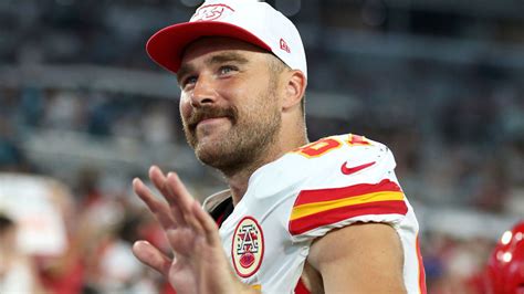 First Look At Travis Kelce In Fx Series Grotesquerie Released