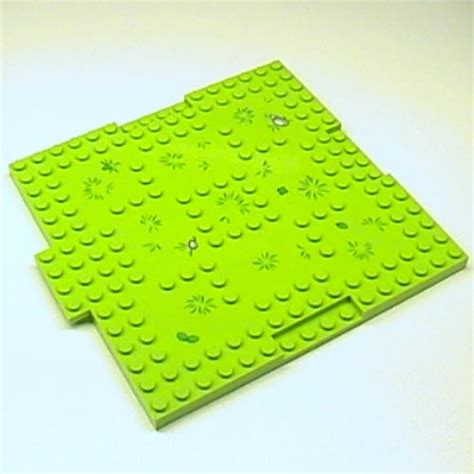 Lego Part 15623pr0001 Plate Special 16 X 17 X 23 With 1 X 4 Recessed