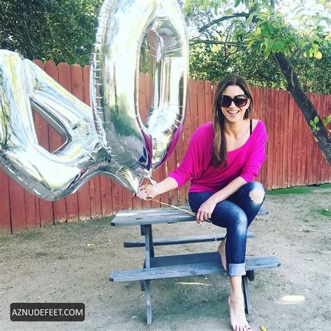 Jill Simonian Feet Aznudefeet