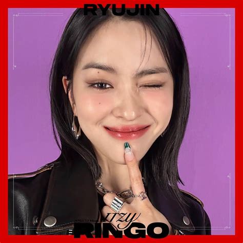 Itzyさんのインスタグラム写真 Itzyinstagram「 Itzy Japan 1st Album『ringo』 2023
