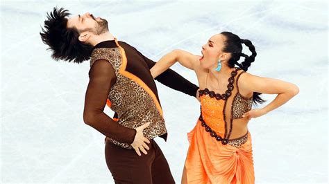 H Dans Le Ruisseau Danse Sur Glace En Couple Freestyle