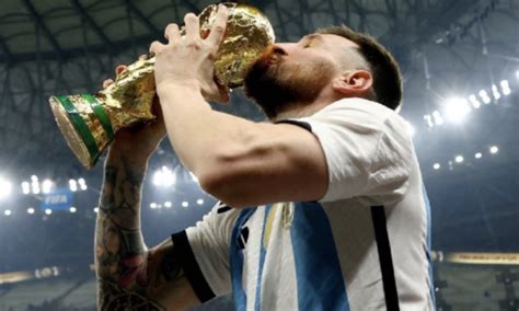 Lionel Messi Se Convierte En El Futbolista Con Más Títulos En La