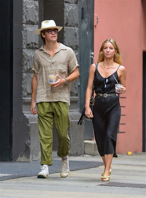 Annabelle Wallis And Chris Pine Out In New York 06252019 Hawtcelebs