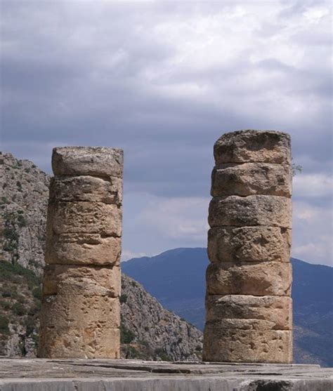 Ν ΖΕΡΒΟΝΙΚΟΛΑΚΗΣ Η ΓΑΙΑ Η ΚΡΙΣΑ ΚΑΙ ΔΕΛΦΙΚΟ ΕΨΙΛΟΝ