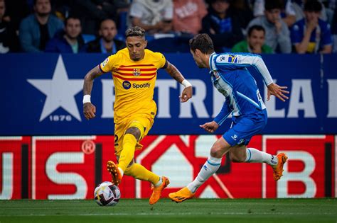 Барселона досрочно выиграла чемпионат Испании по футболу