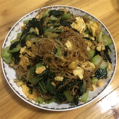 【炒粉丝的做法步骤图，炒粉丝怎么做好吃】一只可爱珮下厨房