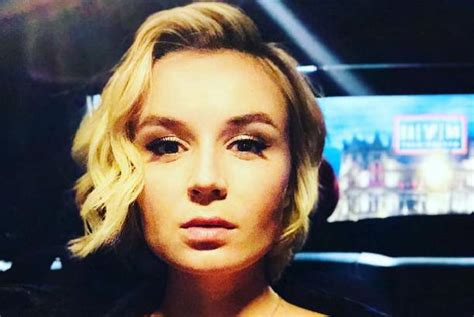 Снимок Полины Гагарины в постели с чужим мужчиной произвели сильное ...