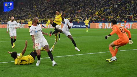 Borussia Dortmund Verpasst Nach Remis Gegen Fc Sevilla Vorzeitigen