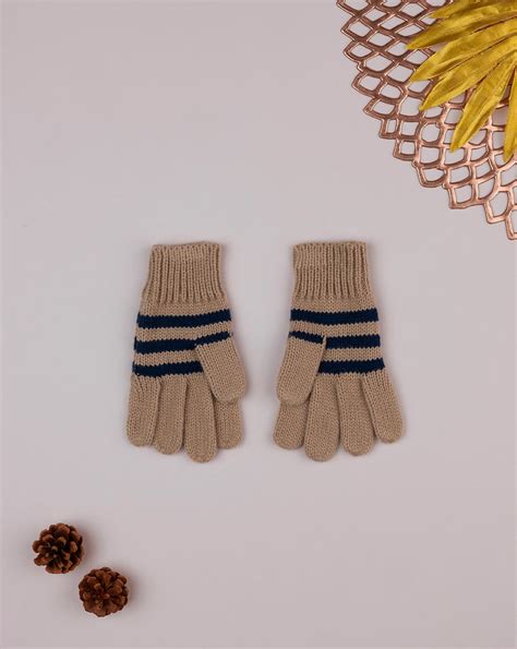 Doreza — Fashion Group Albania Fashion Group Albania — Platforma Me E