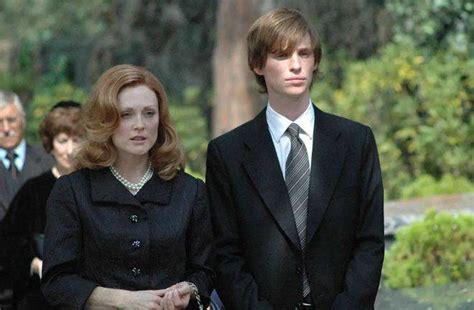 “朱丽安·摩尔”为艺术献身的5部电影，尺度炸裂，强烈推荐 汉尼拔 Chloe Sex